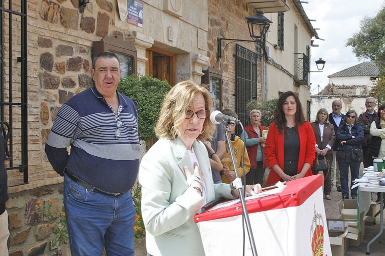 Homenaje al profesor José Lorenzo Sánchez Meseguer, en el bautizo del ...
